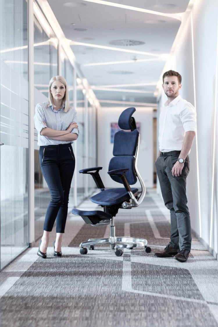 Blue Bird Hybrid Chair - takiego fotela jeszcze nie było! - zdjęcie 3 ...
